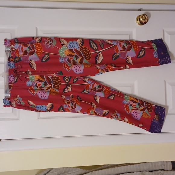 FARM Rio | Pants & Jumpsuits | Farm Rio Sz M Floral Print Lounging ...